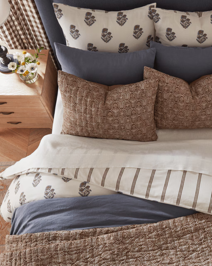 How To Style Mismatch Bedding – Ways to Design a Bed with Mix & Match ...