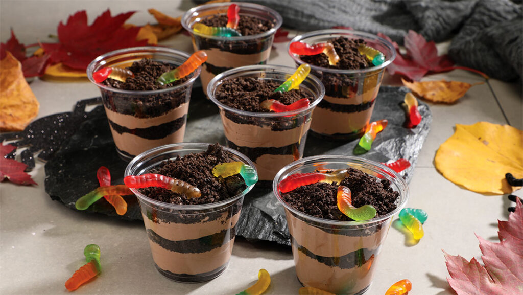 Dirt Cake Recipe – Oreo with Gummy Worms | Dessert Variations | All My ...