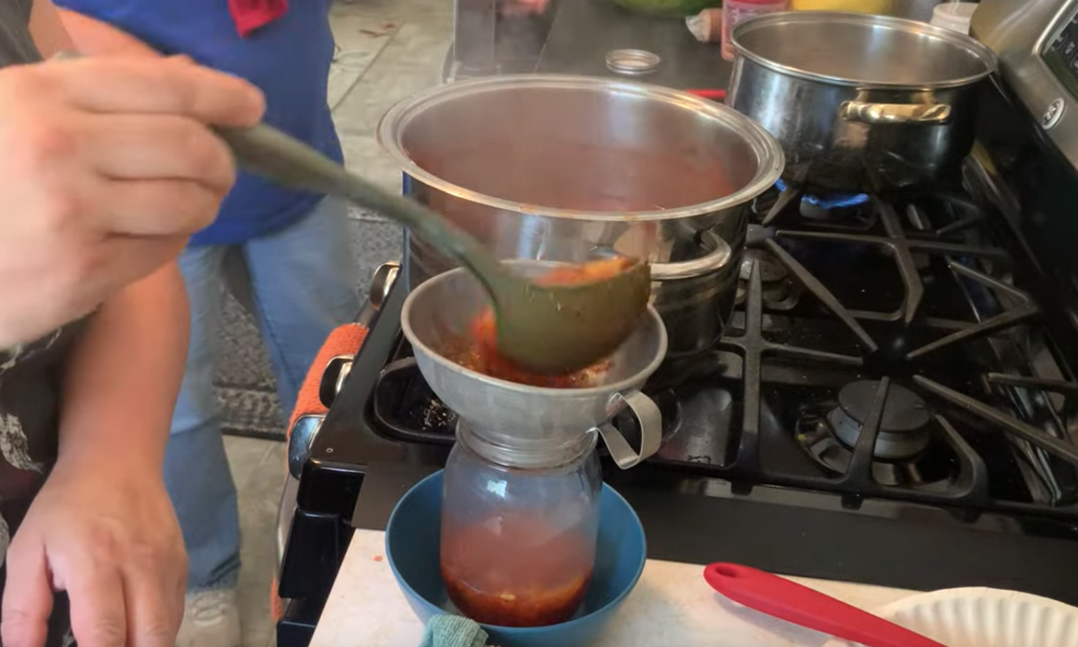 Canned Salsa Recipe – How To Can Salsa (No Pressure Canner, No Waterbath)