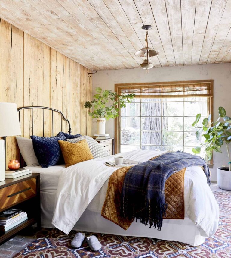 How To Style Mismatch Bedding – Ways to Design a Bed with Mix & Match ...