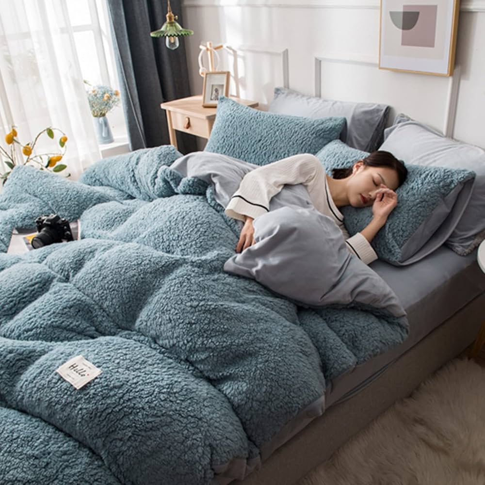 How To Style Mismatch Bedding – Ways to Design a Bed with Mix & Match ...